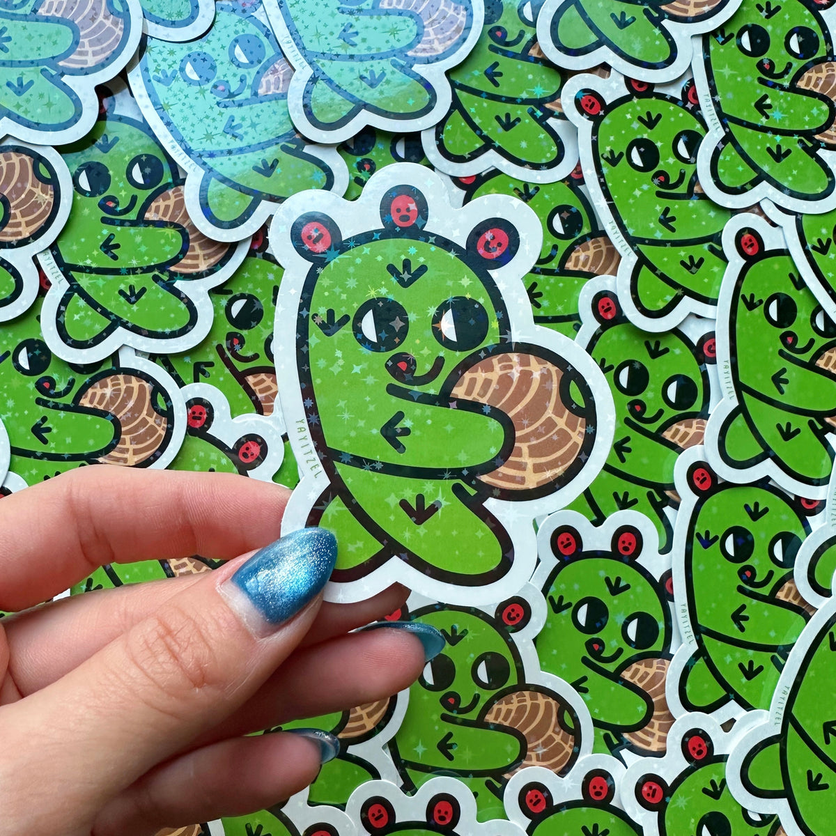 Lito Conchita Holo Sticker – YAYLANDIA